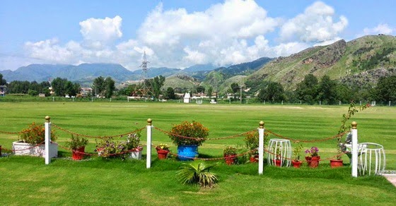 HD Wallpapers and HD Photos: Mountains View at Murree HD Wallpapers