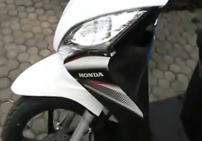 Honda Spacy Helm in - AT Review FULL Pict