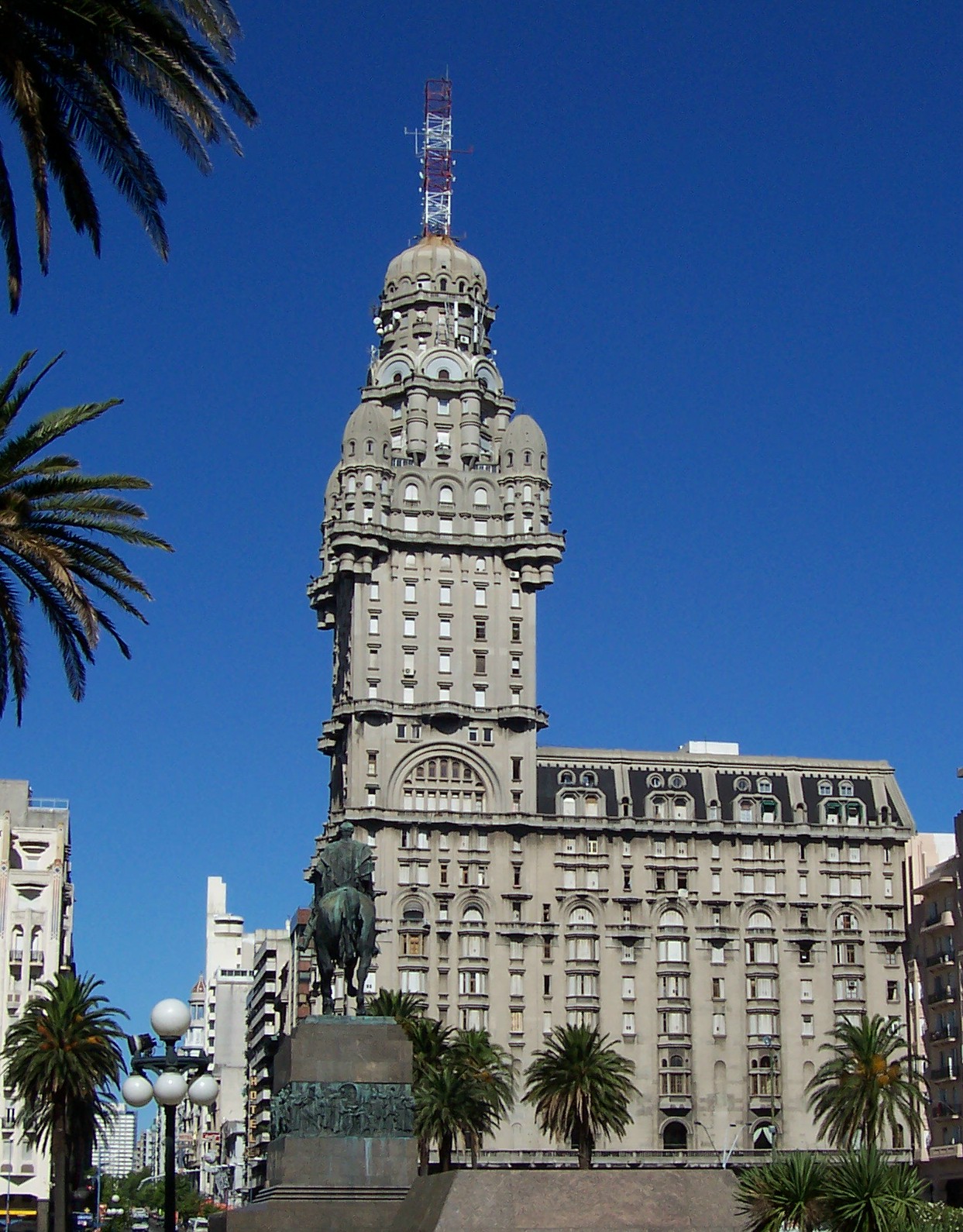 eat drink travel write: Looking Back: Montevideo, Uruguay
