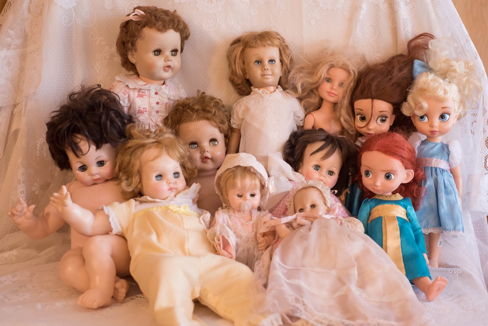 Dotsydoodle: The Dolly Doctor is IN...or, How I Bring Home Orphan Dolls ...