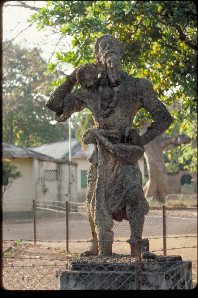 Mirror of the Sky, is the name Rabindranath Tagore gave Nabani Das ...