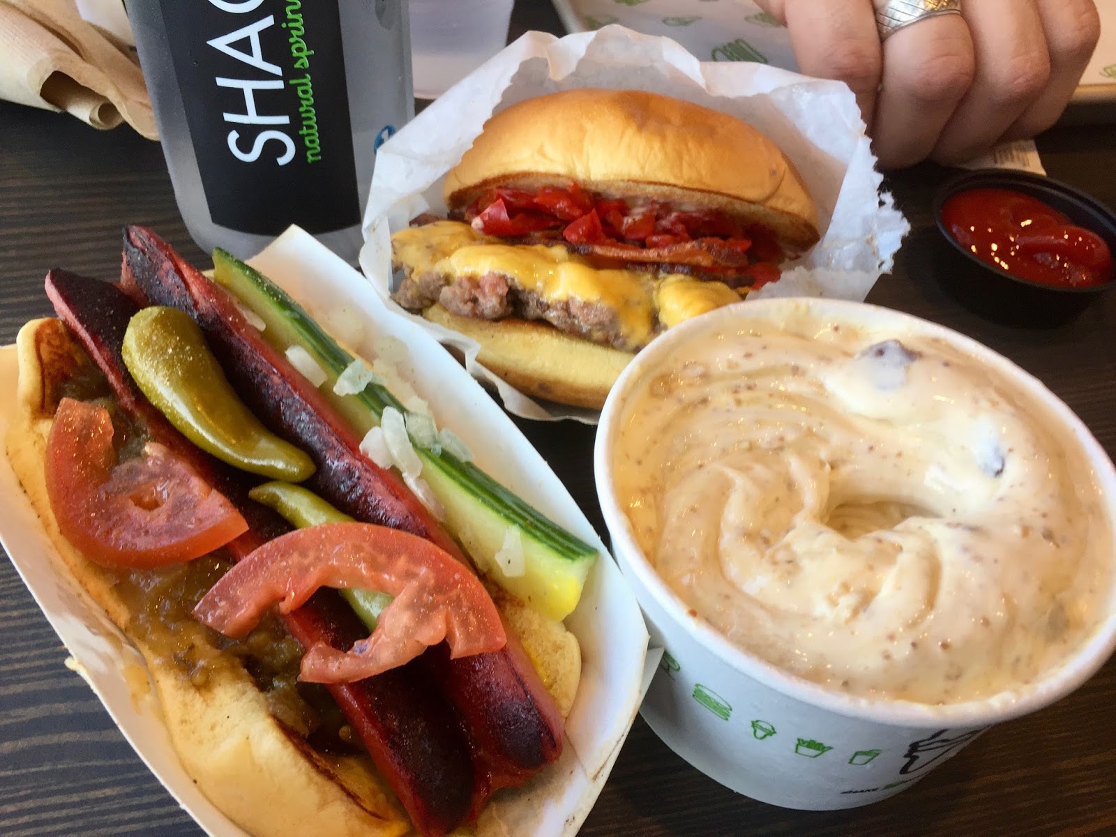 Eating Orlando An Orlando Food Blog: Burgers, burgers and more burgers ...