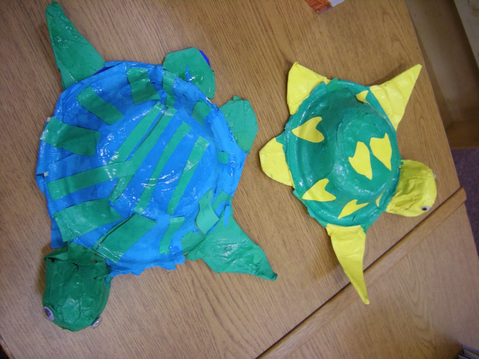 Artolazzi: Papier Mache Sea Turtles