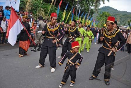LOMBOK MIRAH SASAK ADIE: TARI RUDAT LOMBOK