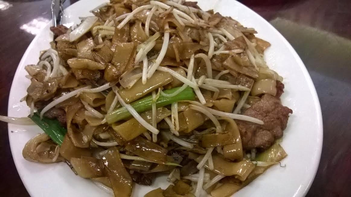 FRIED CHICKEN LIPS: Dim Sum Dive - Update