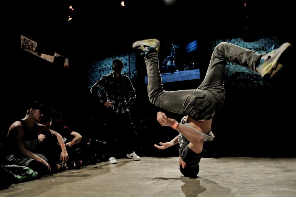 4 Elements Of Hip-Hop: bboy and bgirl