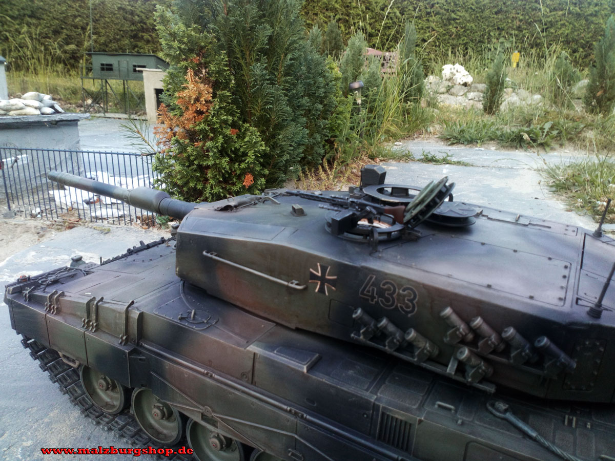 Malzburg Modellbau: Leopard 2A4