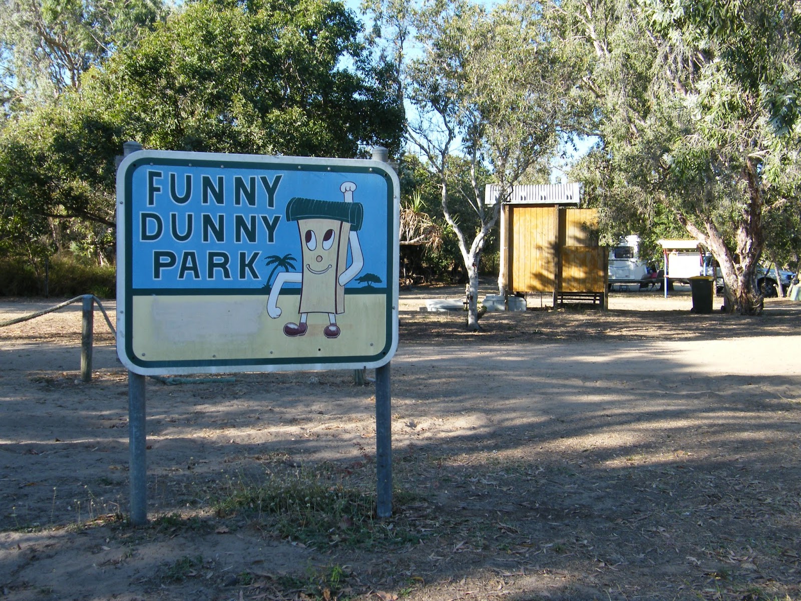 BJ and Noelle Travel Oz : Airlie Beach - Funny Dunny (Wunjunga ...