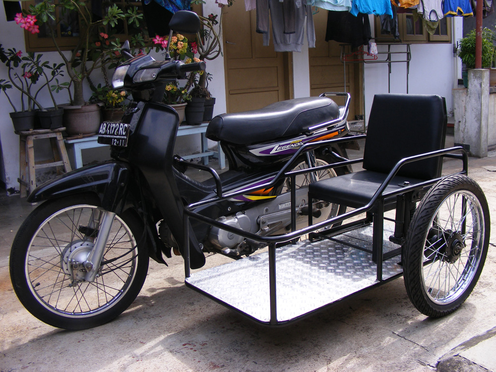 Modifikasi Motor untuk Difabel: Modifikasi Motor Roda 3 untuk Pengguna ...