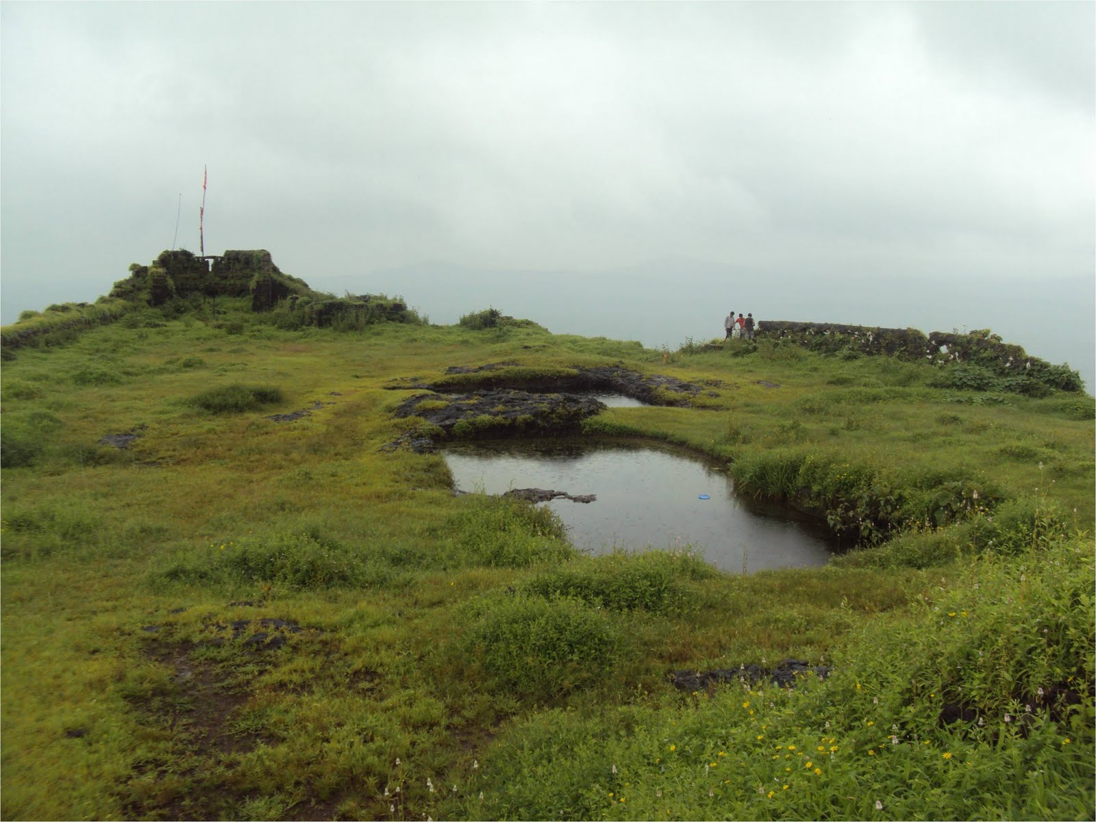 पाऊलवाटा: Talgad fort and Kuda- Mandad caves