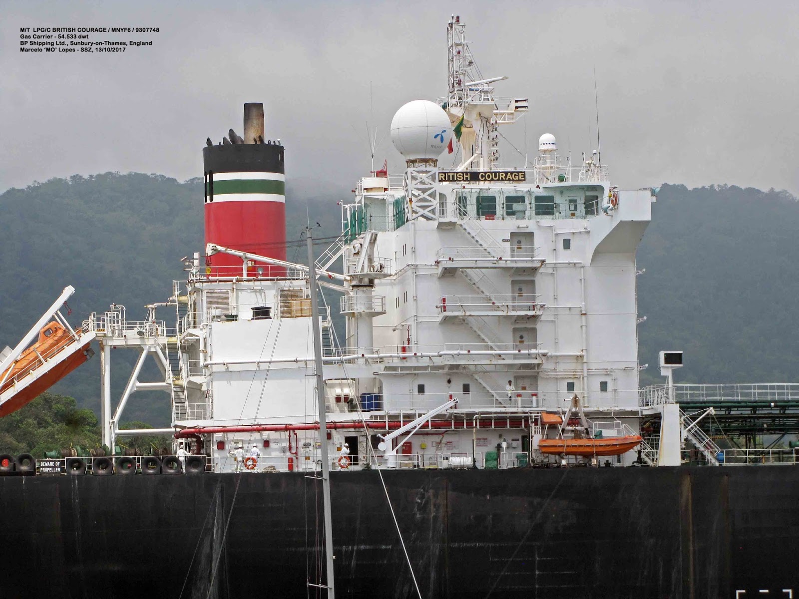 Santos Shiplovers: M/T LPG/C British Courage / MNYF6, Leaving Santos ...