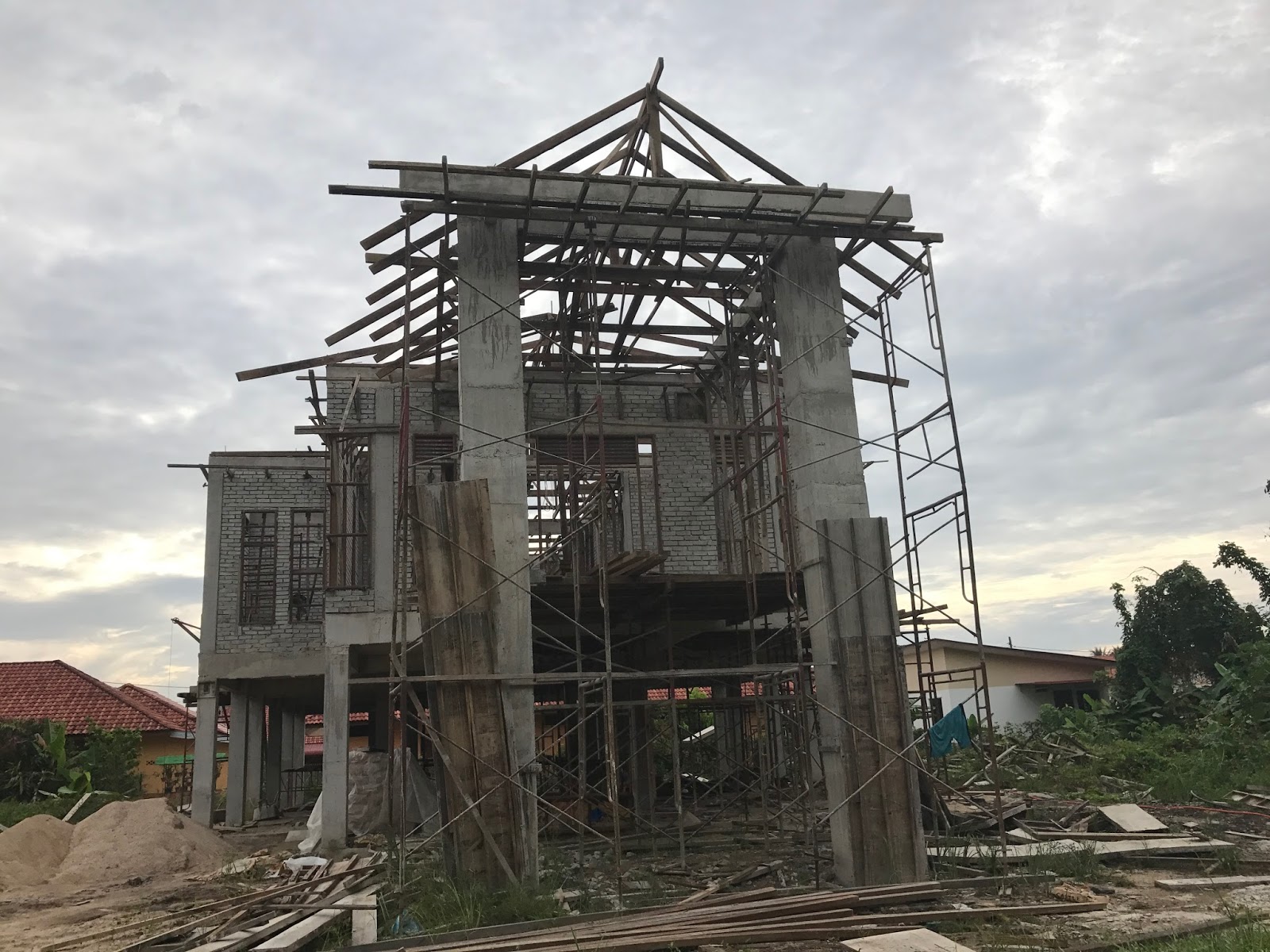 BINA BANGLO IDAMAN: 21. KERJA-KERJA MEMBINA KEKUDA BUMBUNG