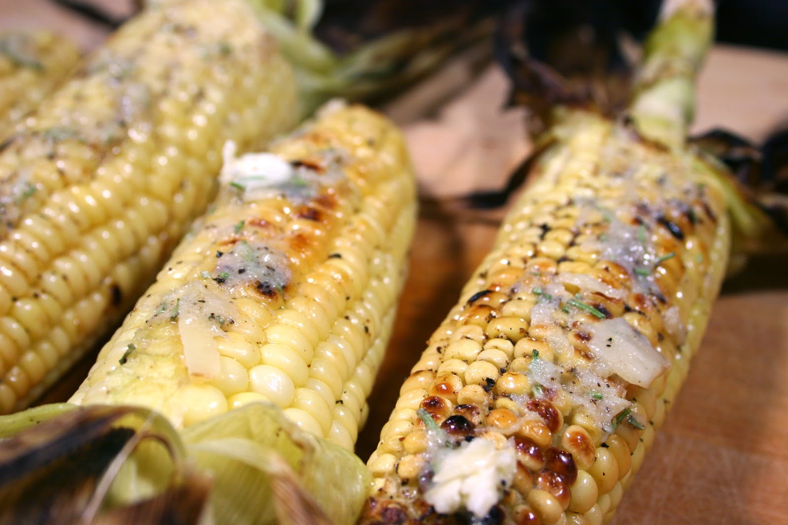 Just A Darling Life: Grilled Corn on the Cob with Roasted Garlic and ...