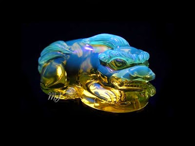 El Arte de la Orfebrería y Joyería : El ámbar azul