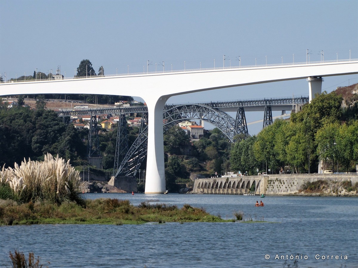 Entre DOURO e MINHO