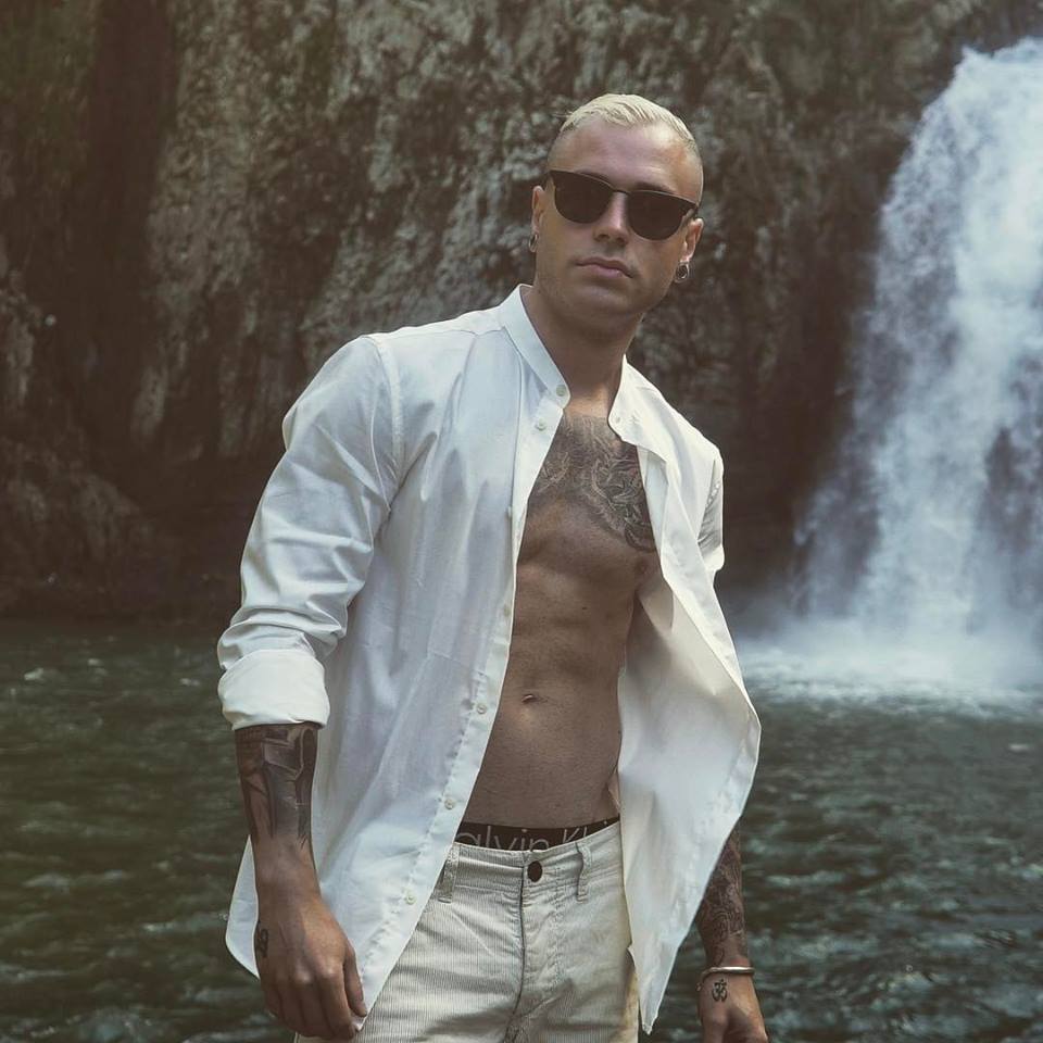 El rincón de Serchtiki: Adrián Rodríguez presenta su nuevo single “Love ...