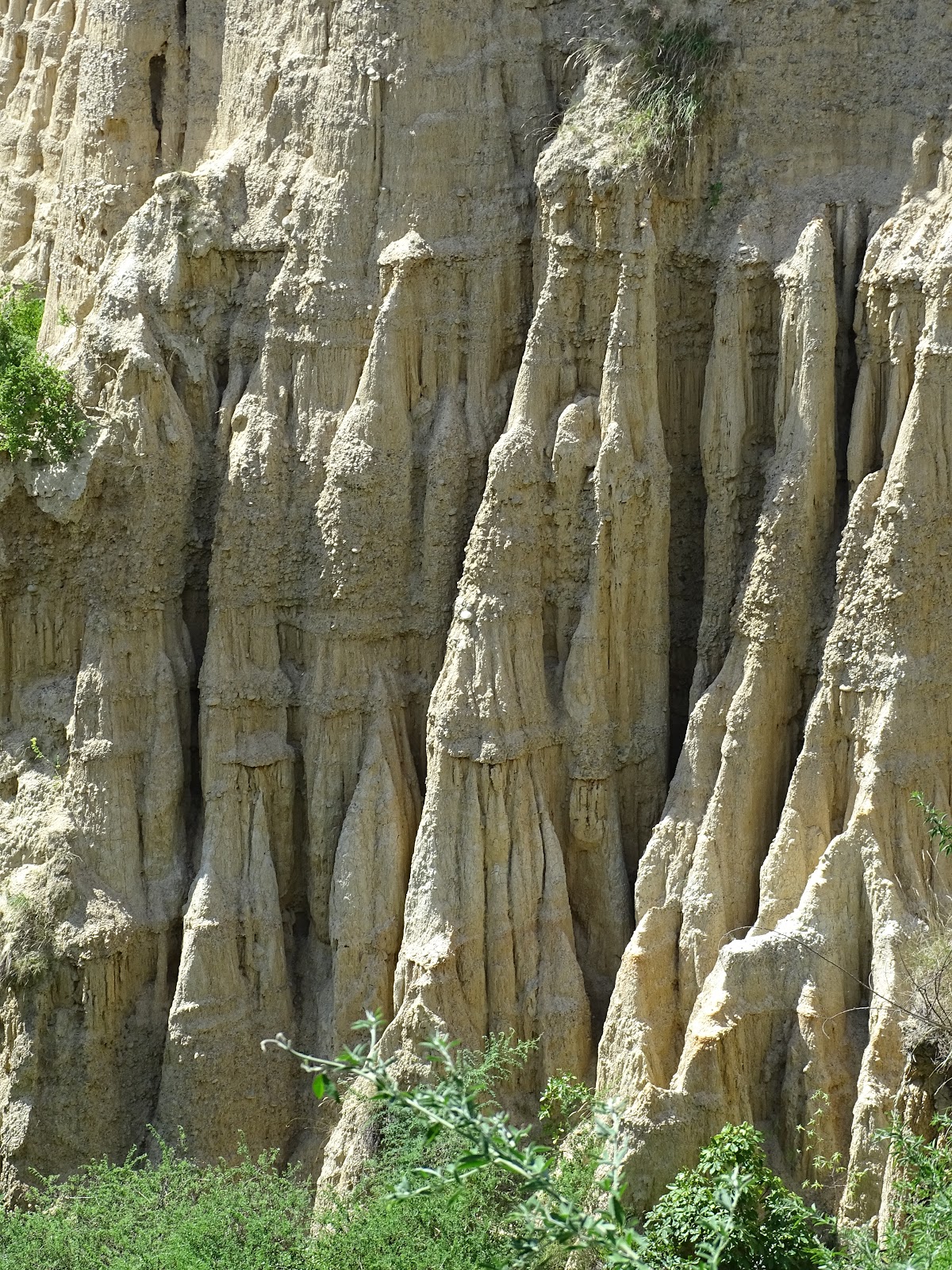 over the hill: Cathedral Cliffs and Gore Bay