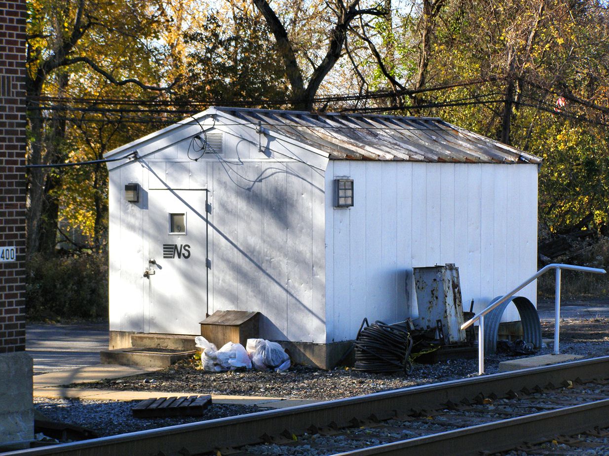 The Position Light: Relay the Hut