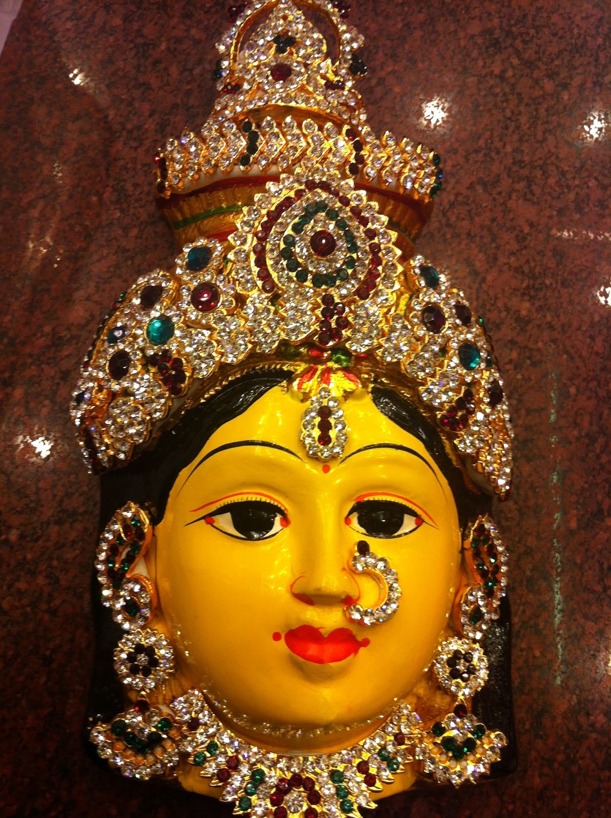 SHRINGAR COSTUMES: LAKSHMI MUKHAVADA / LAKSHMI MASK