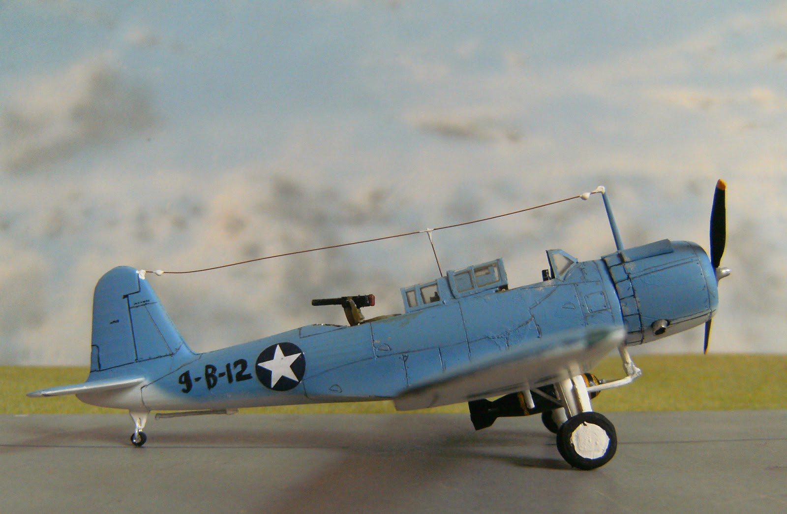 Happyscale-Modellbau: Vought SB2U Vindicator - Pegasus resin-kit 1/72