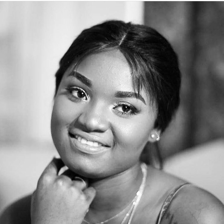 Edmázia Mayembe [BIOGRAFIA] - Docinho || Novidades Sem Limites