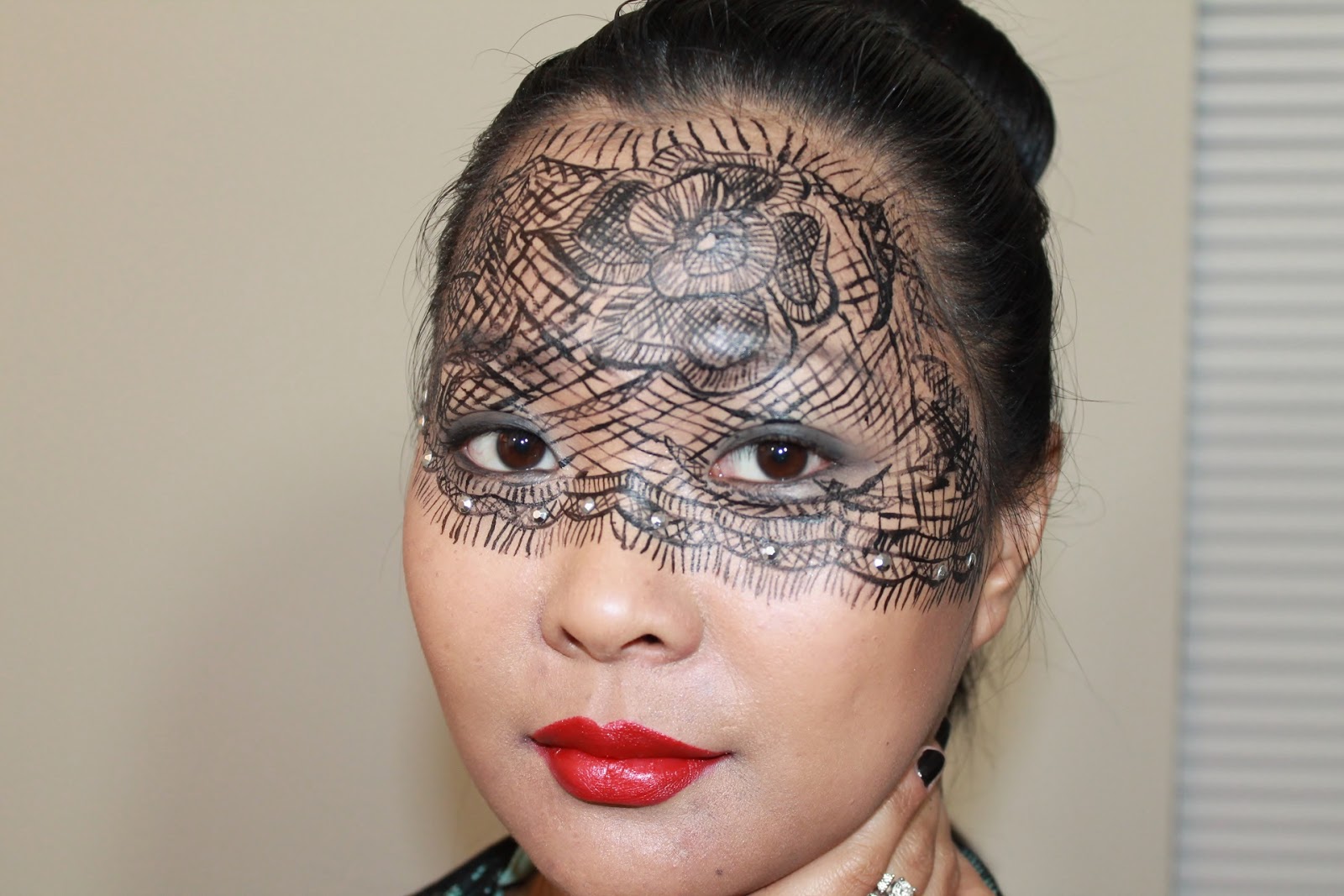 BlendBlush: Lace Makeup