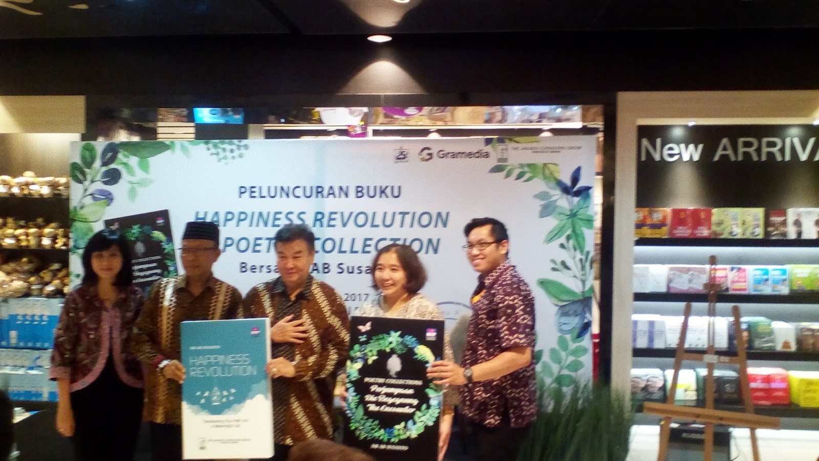 Peluncuran Buku Happiniess Revolution :Transforming Your Path Into a ...