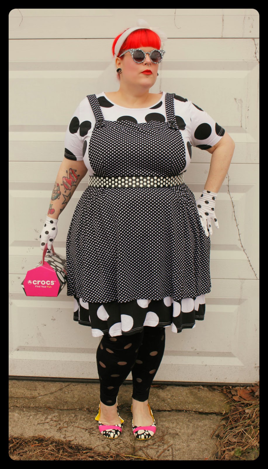 Fatshion Peepshow: Mondo Guerra Crocs and Mismatched Polka Dots