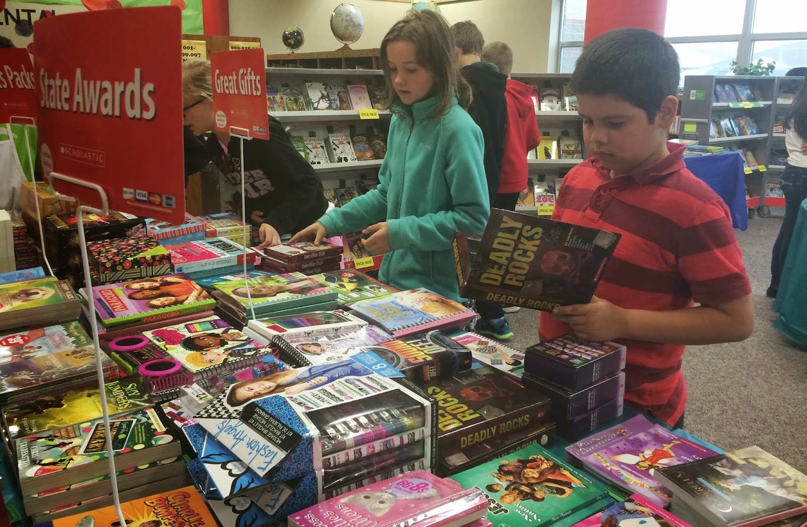 A Full Classroom Spring Book Fair a-full-classroom-spring-book-fair