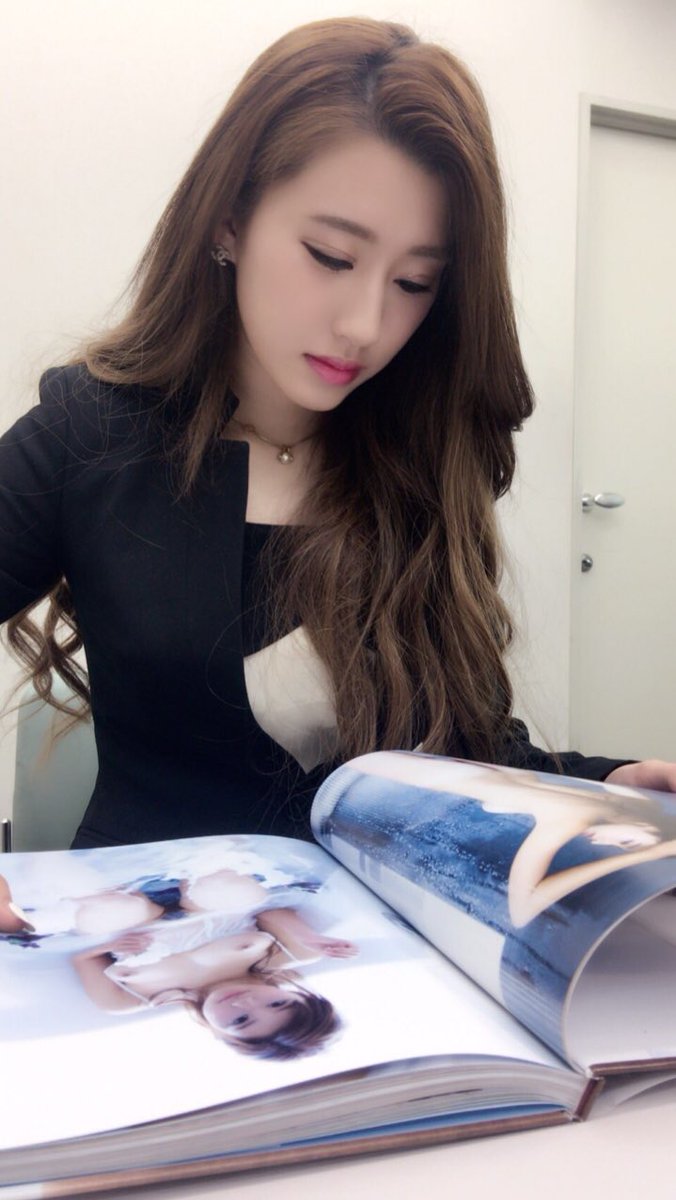 AVDBS 블로그: 미타케 스즈 (Suzu Mitake/美竹すず)