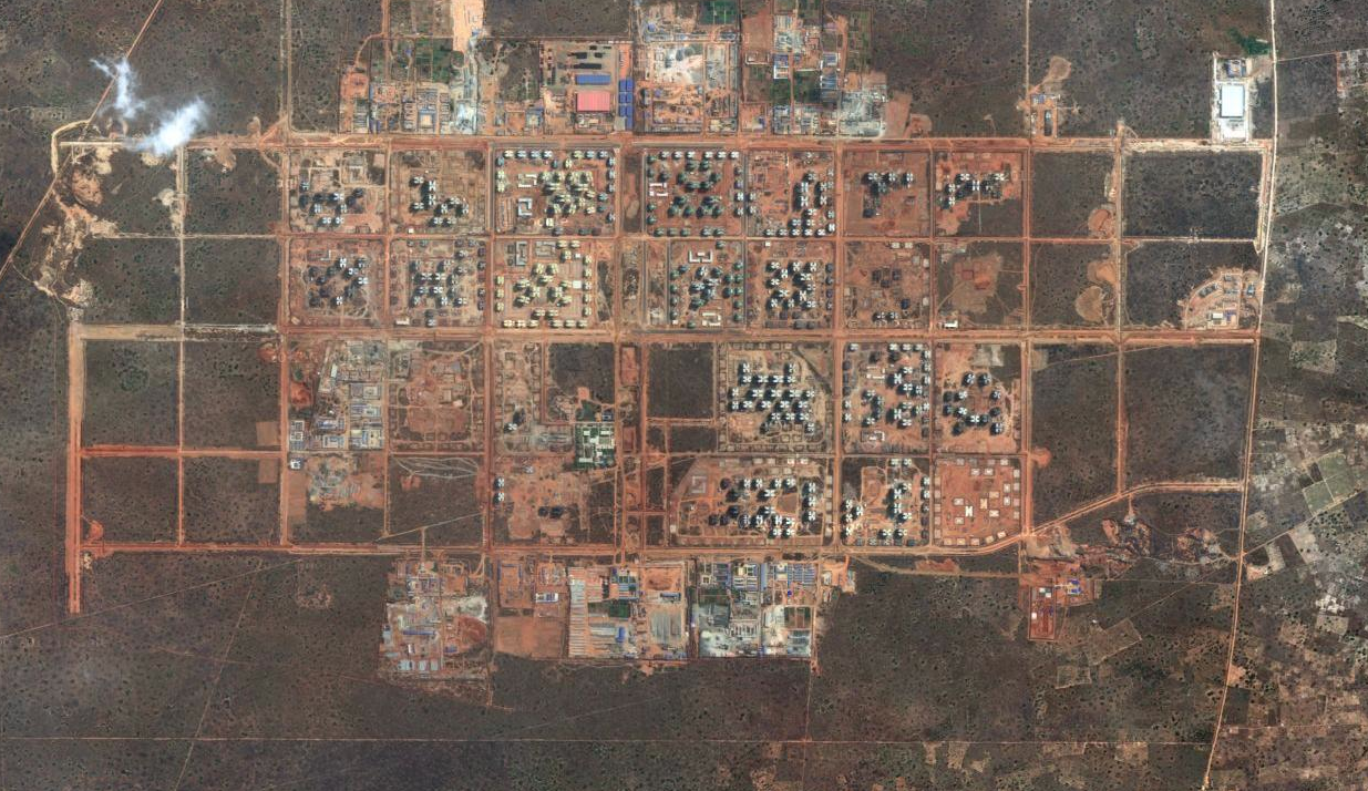 TROPICALIZER: nova cidade de Kilamba-Kiaxi (Angola)