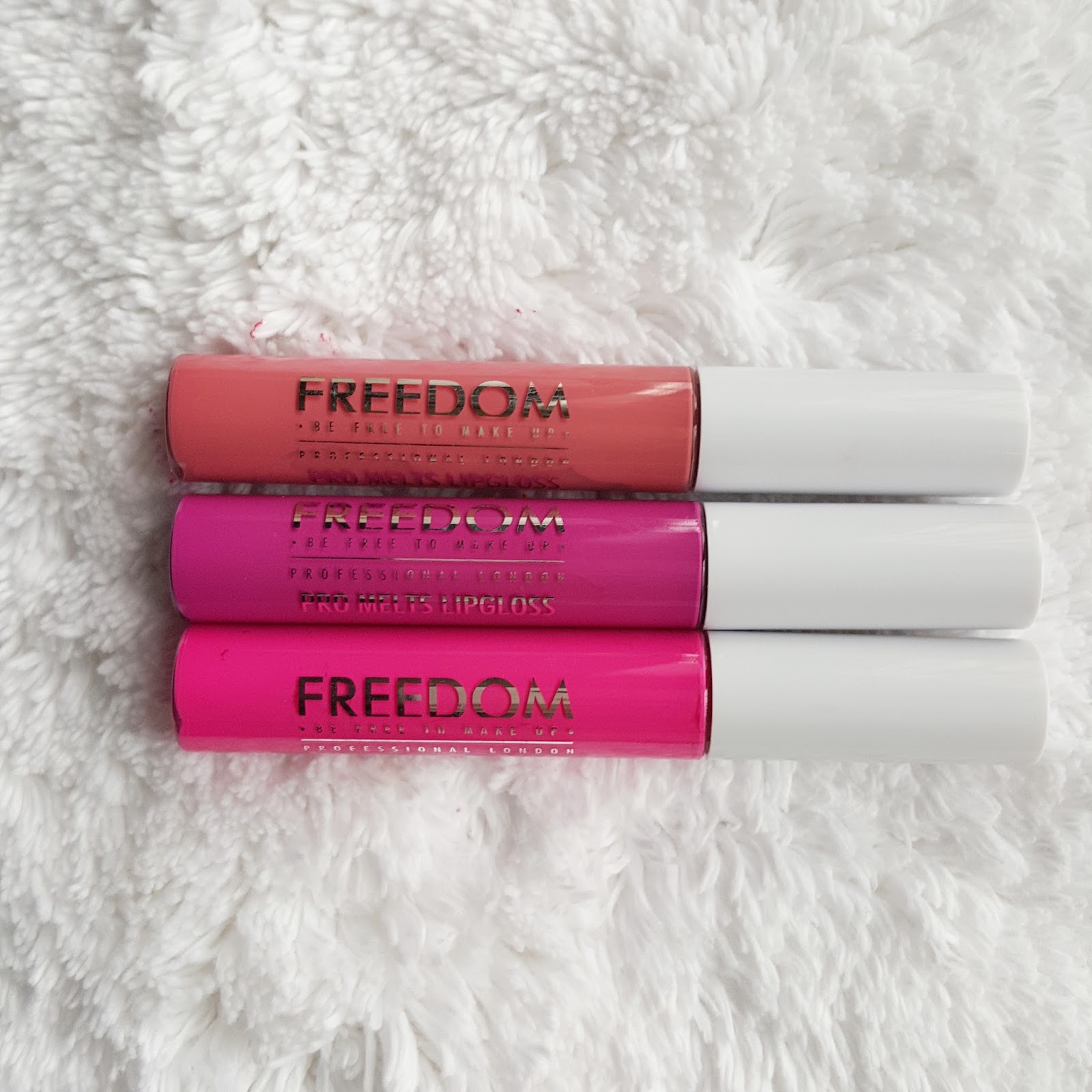 RIDZI MAKEUP: FREEDOM MAKEUP PRO MELTS LIPGLOSS REVIEW SWATCHES