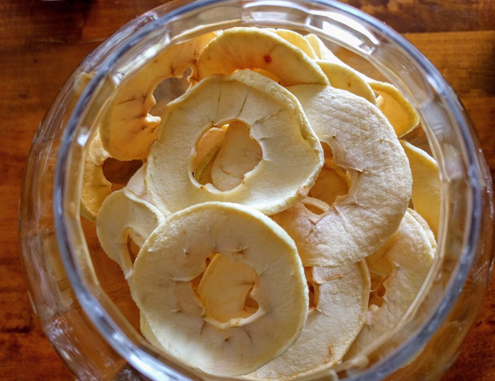 - Apfel Chips / Gedörrte Apfelscheiben