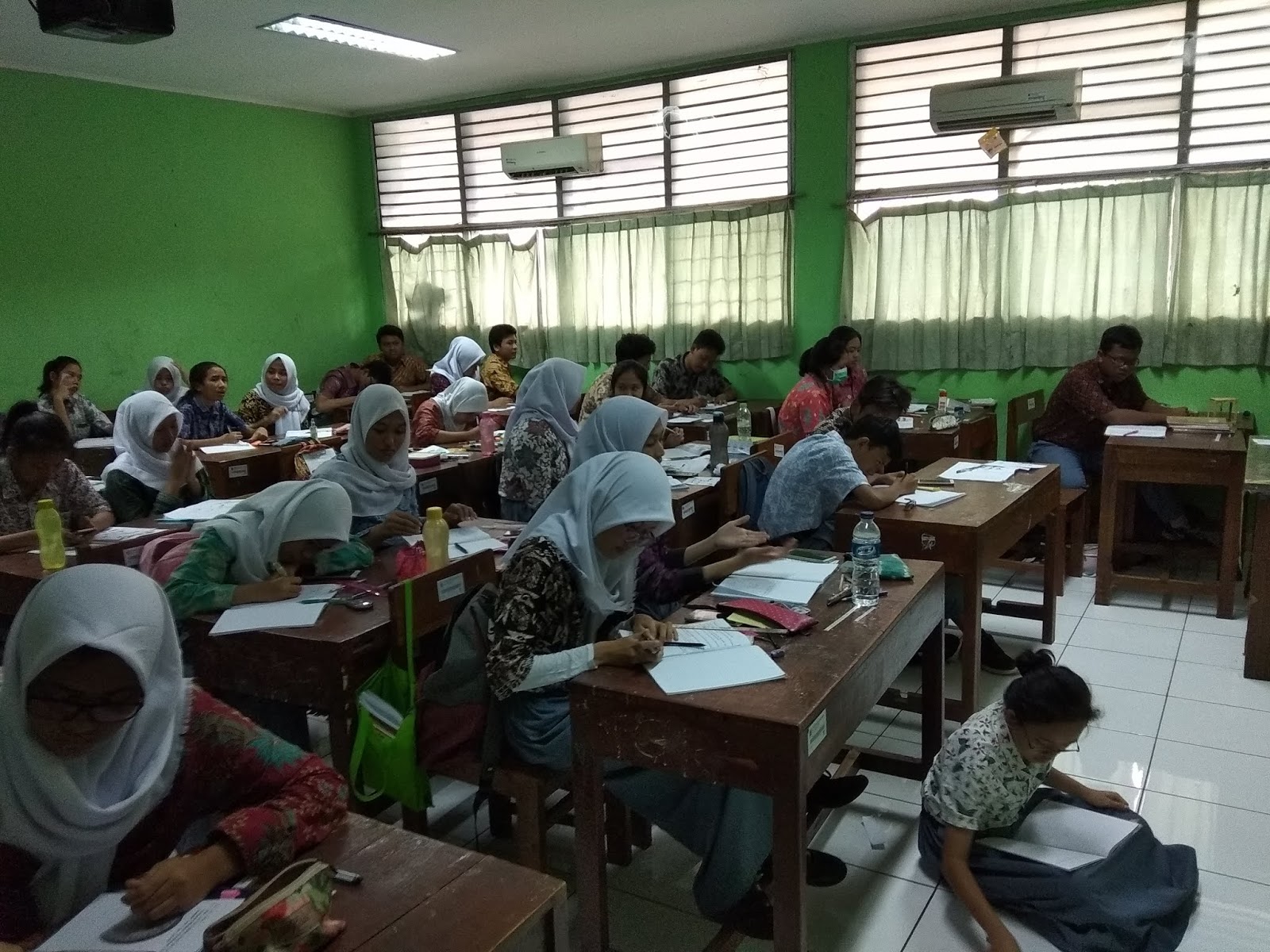 Belajar Tektonisme di kelas X IPS 5 SMA 46 Jakarta - Dari Logika Menuju ...