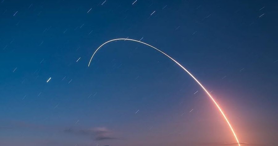 daily timewaster: Long exposure rocket launch, Kagoshima, Japan