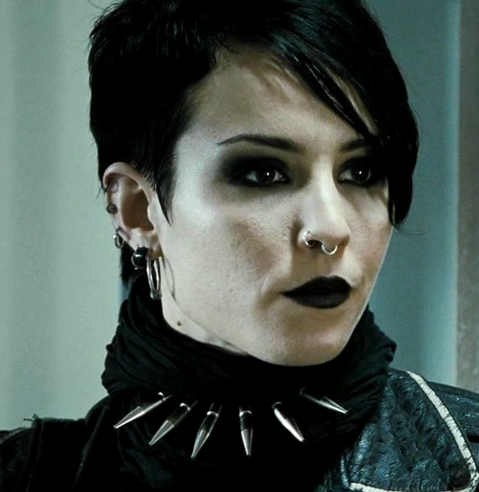 A Closer Look at The Girl with the Dragon Tattoo's Lisbeth Salander ...