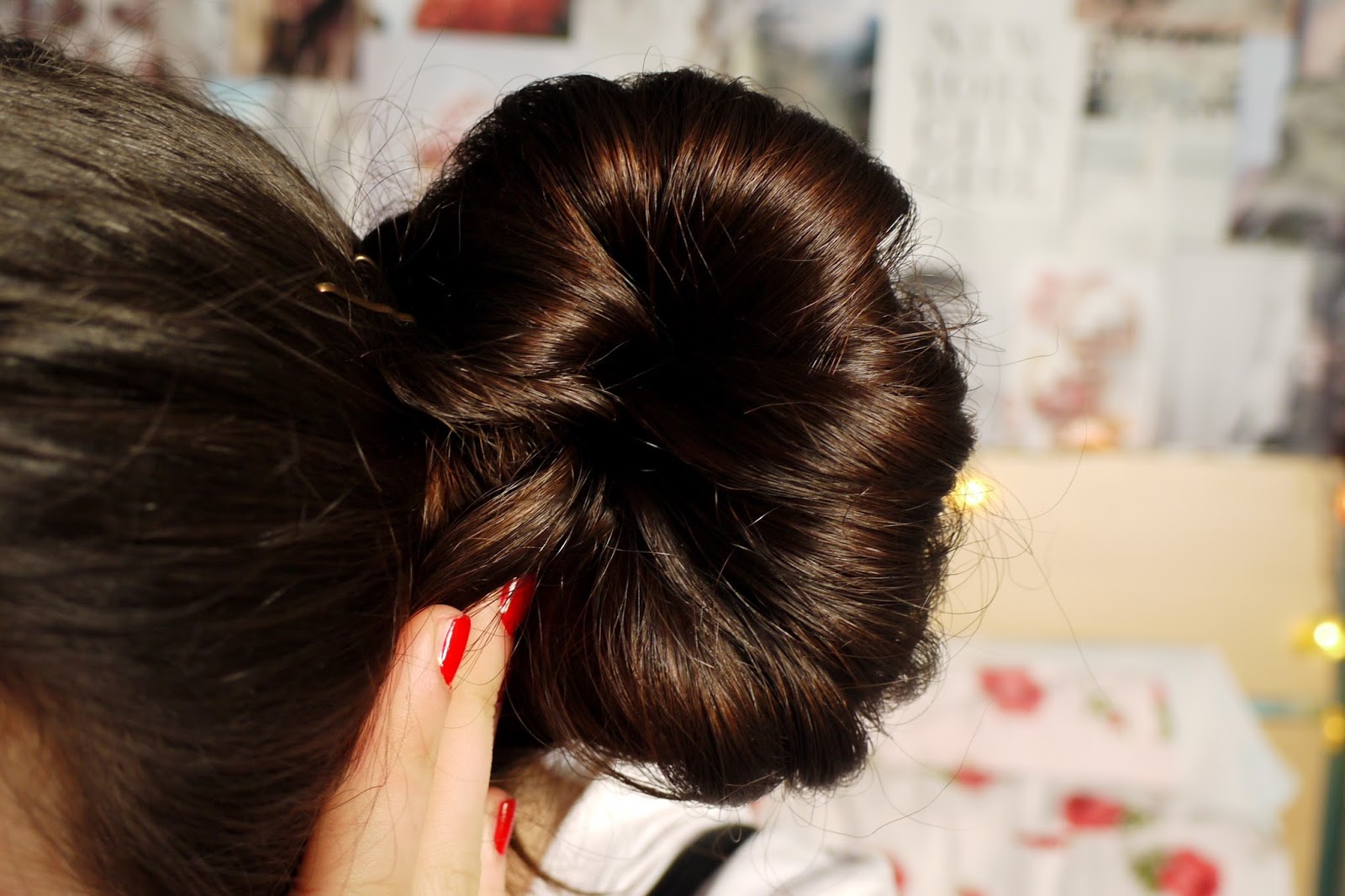 KJ .::. Minnie Mouse Buns Tutorial