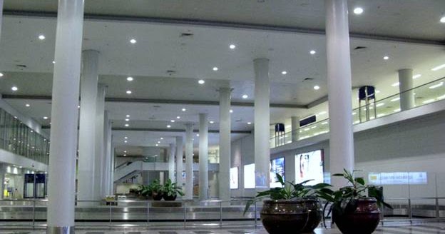 Eye in the Sky: NAIA Terminal 3 Arrival Hall (2011) - Part 2 of 5