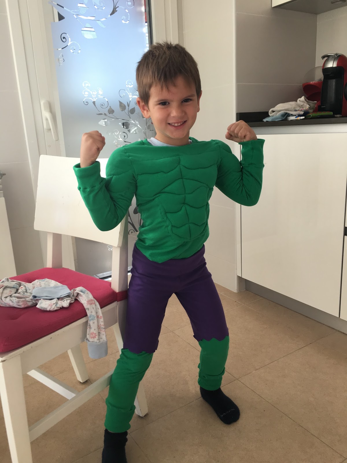 My Busy Mom Did It: DIY Hulk Costume