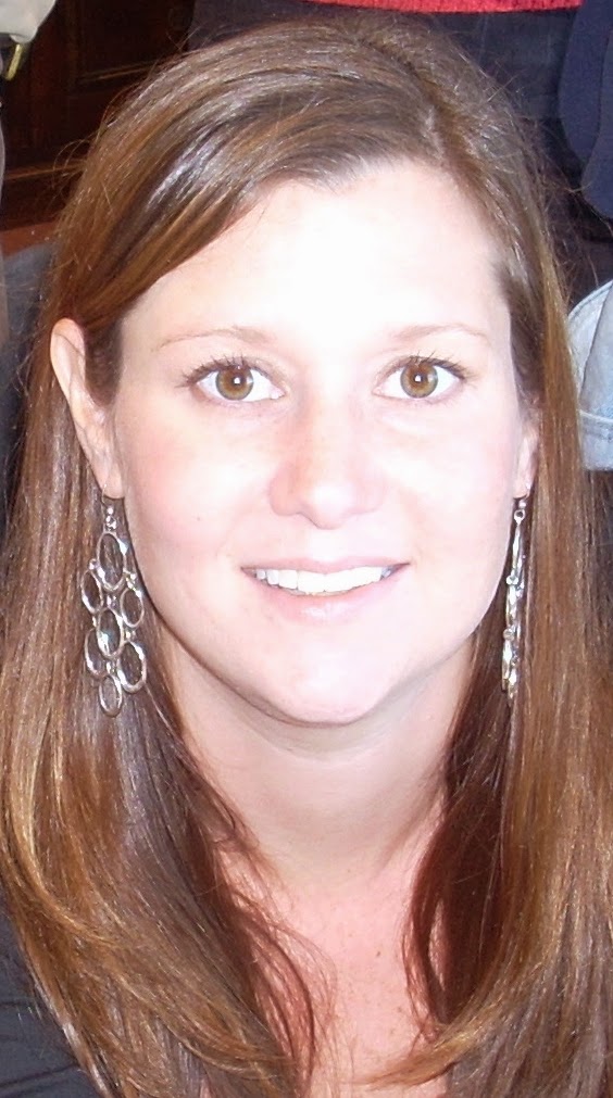 Writer Wednesday: Erin Emerson - Elle Field