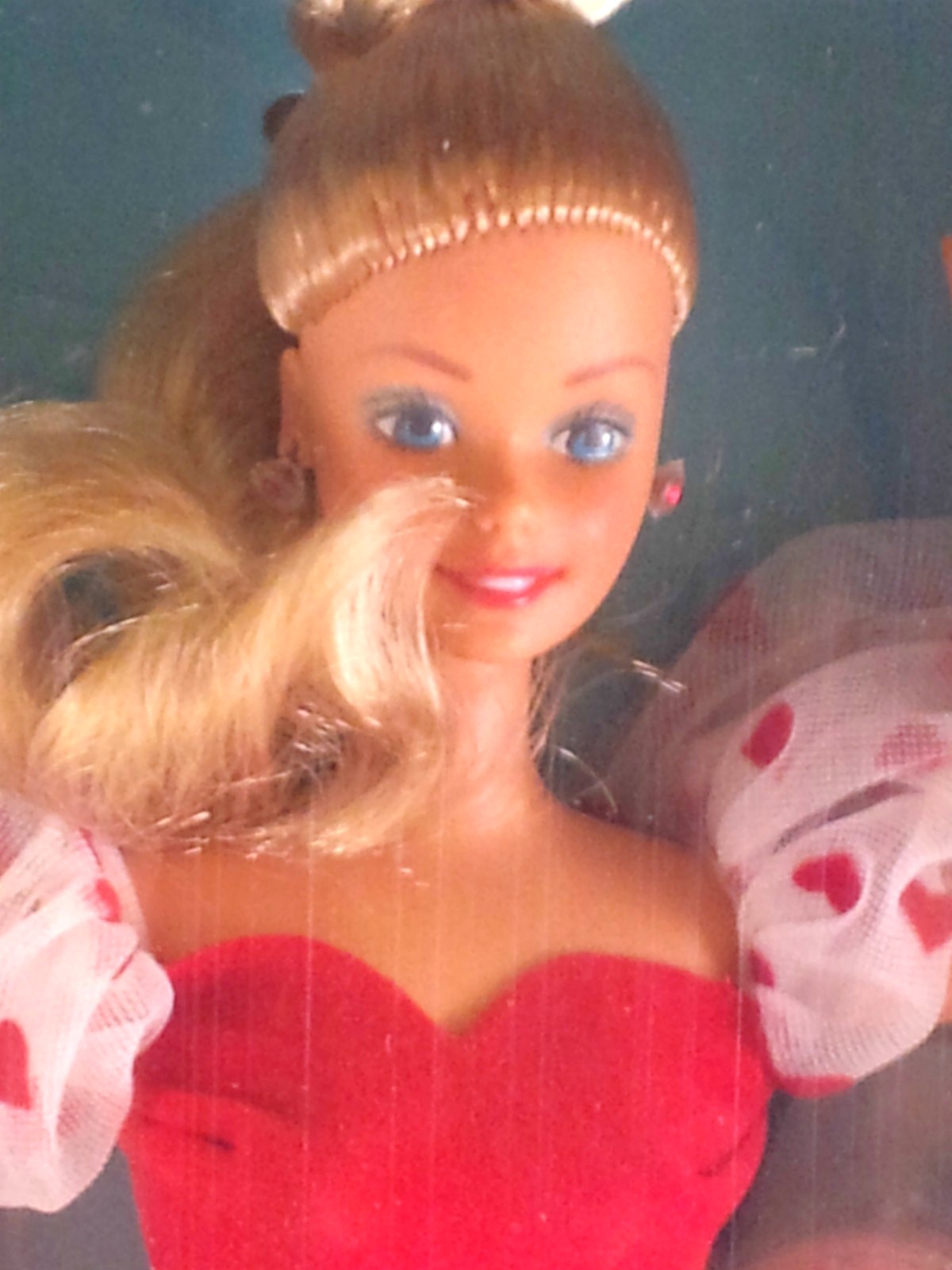 SPRINKLES AND PUFFBALLS: Barbies in 1983