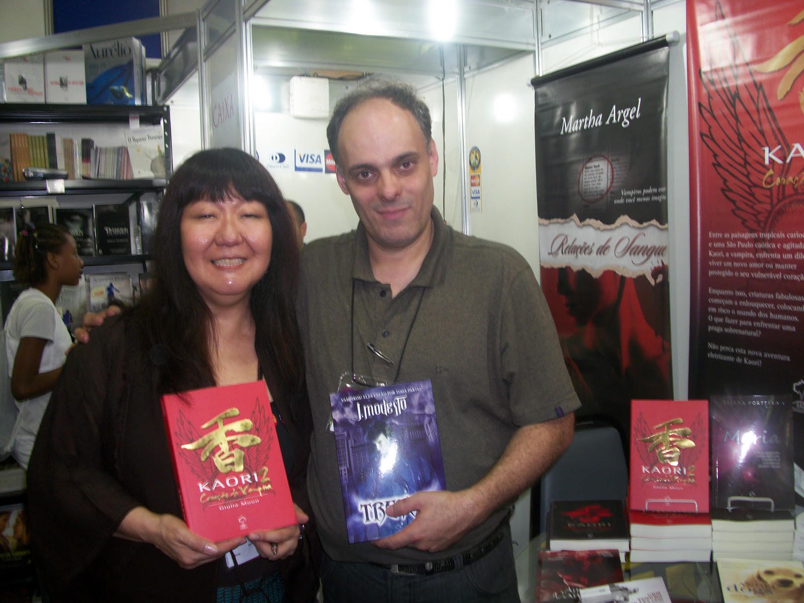 Álbum de Fotos da Bienal do Livro Rio 2011. | Santuário da Fantasia