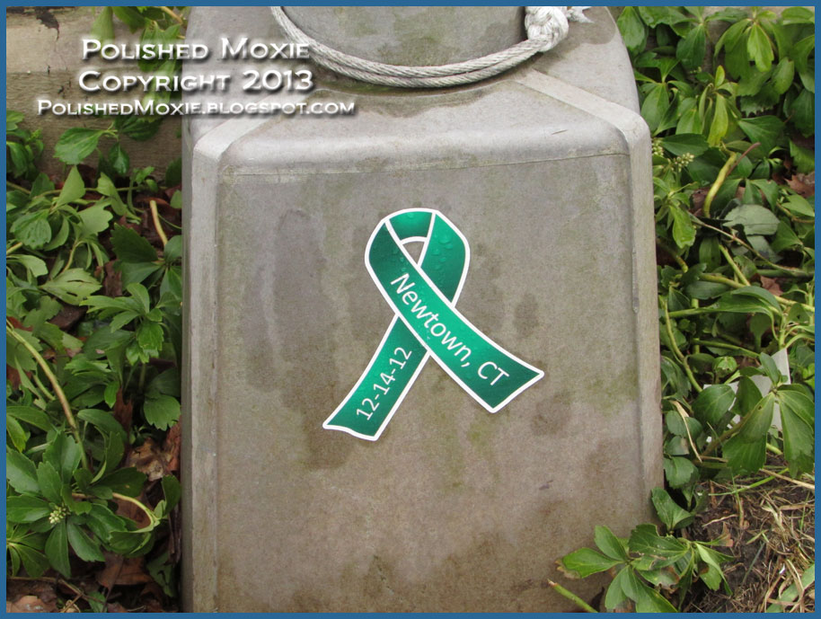 Sandy Hook CT One Month After Tragedy Through My Eyes & Camera ...