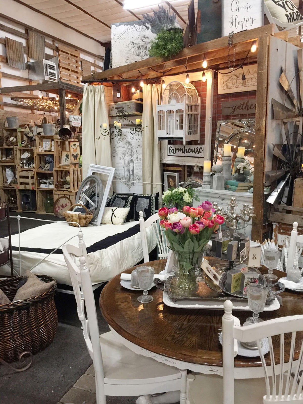 **My Desert Cottage**: "Home Sweet Home" at Highland Yard Vintage