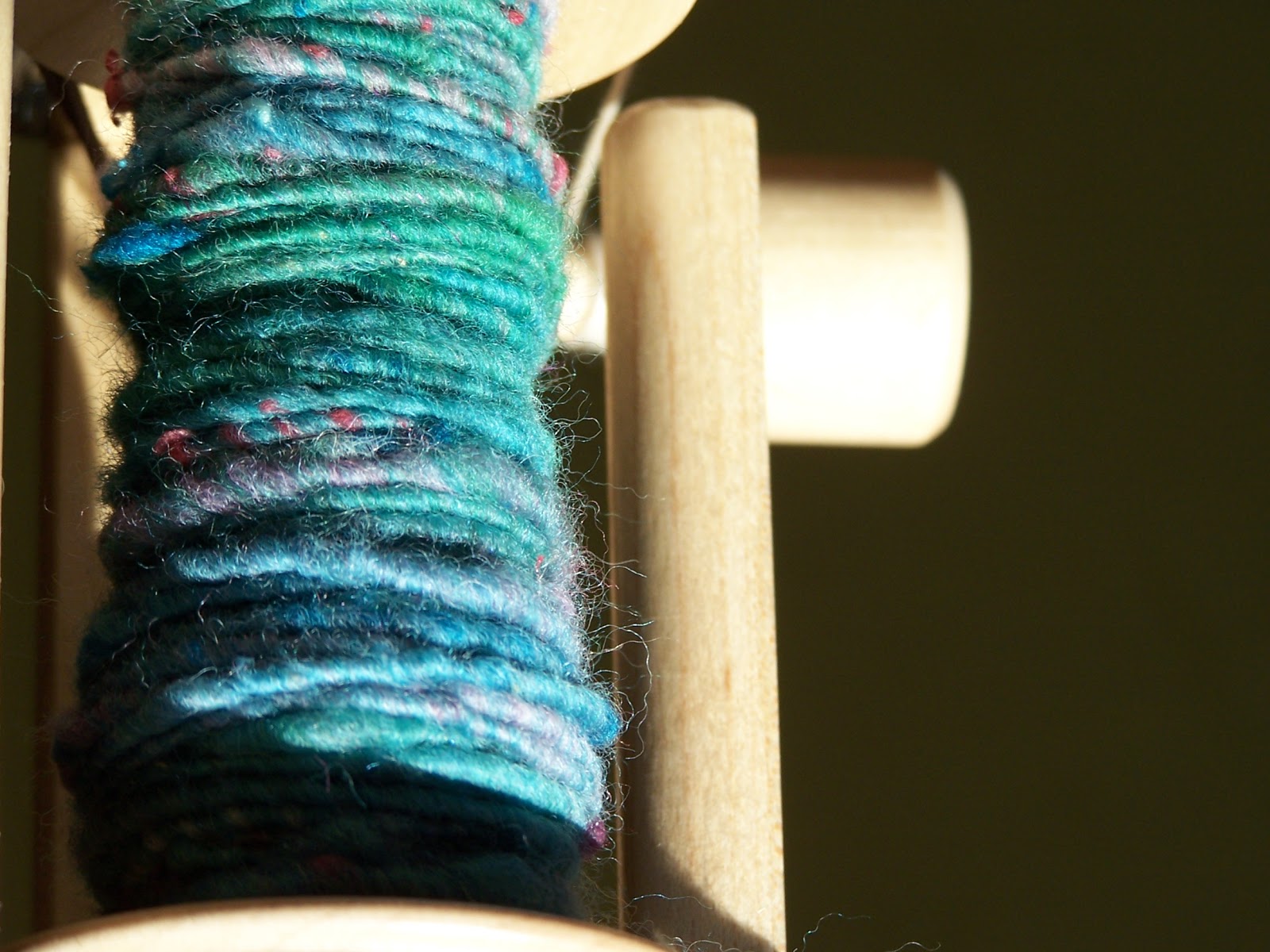 Bellalulu Knit & Spin: Art Yarn 101: Core Spinning