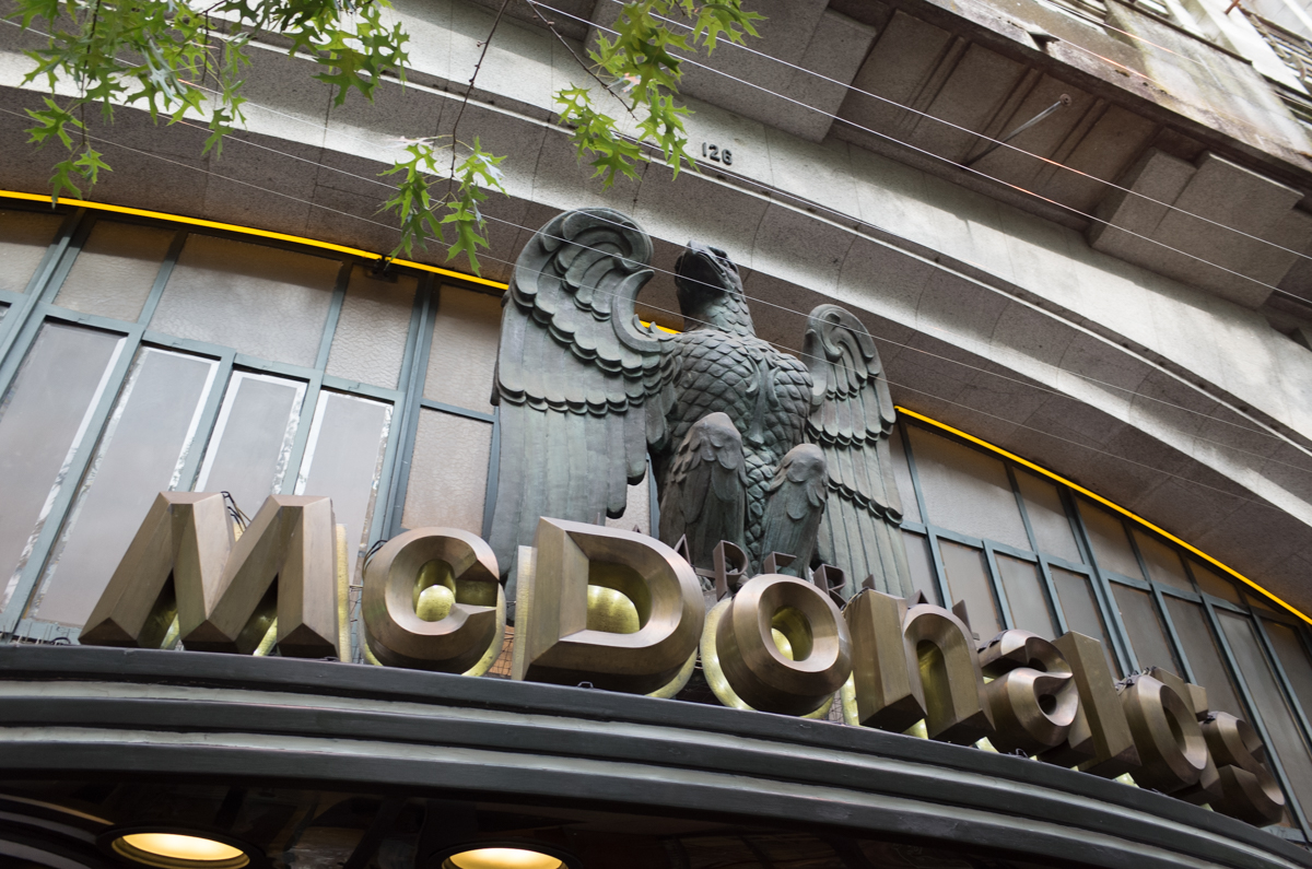 candidanimal: McDonald's Imperial: Art Deco McDonald's in Porto
