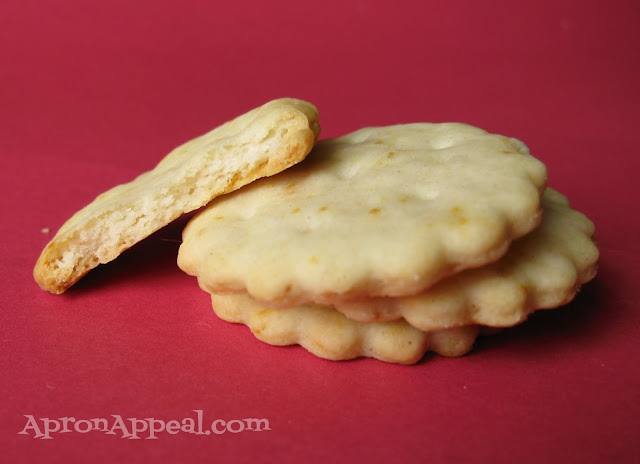 Apron Appeal: Ritz Cracker Knockoffs (dairy free)