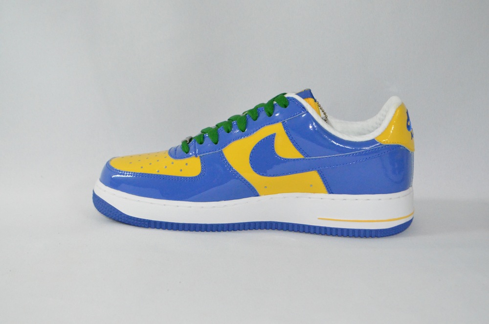 CC: Air Force 1 Premium "Brazil World Cup" 309096-441