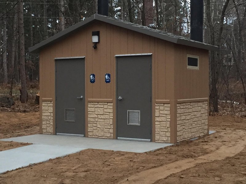 Crest Precast Concrete: Precast Concrete Restrooms near Pequot Lakes, MN