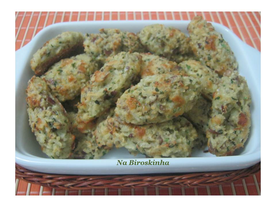 Bolinho Assado de Pinhão e Arroz - Na Biroskinha